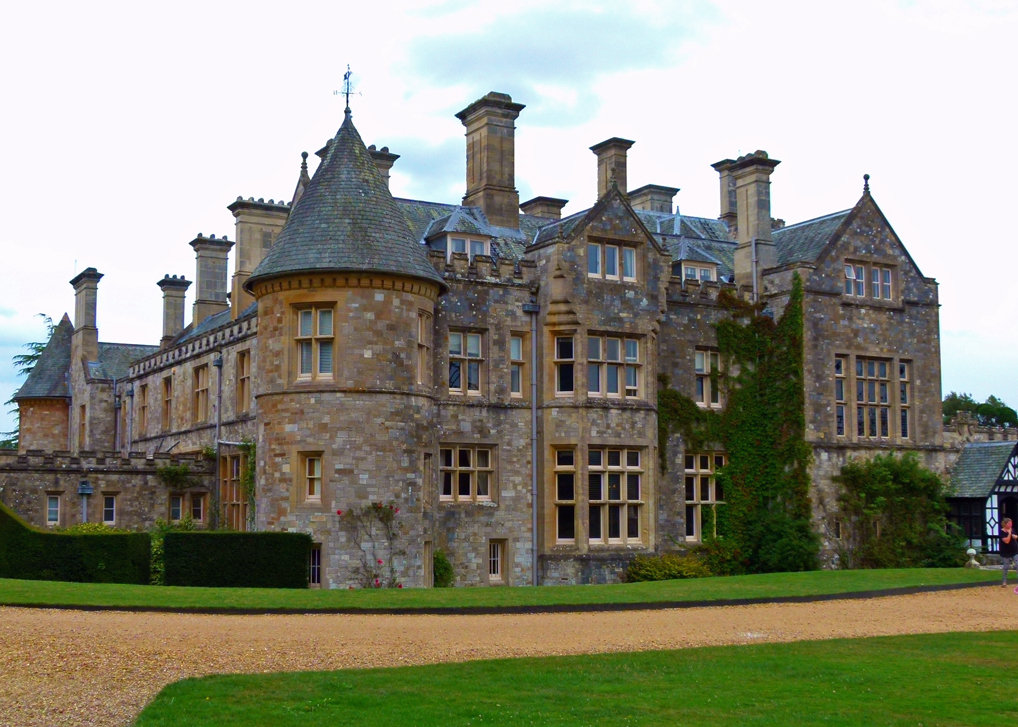 Tracking down Britain's secret SOE - A Bit About Britain