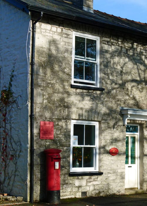 Postman Pat's post office - A Bit About Britain