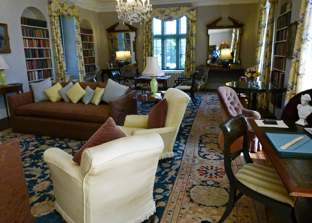 Churchill's Chartwell - A Bit About Britain