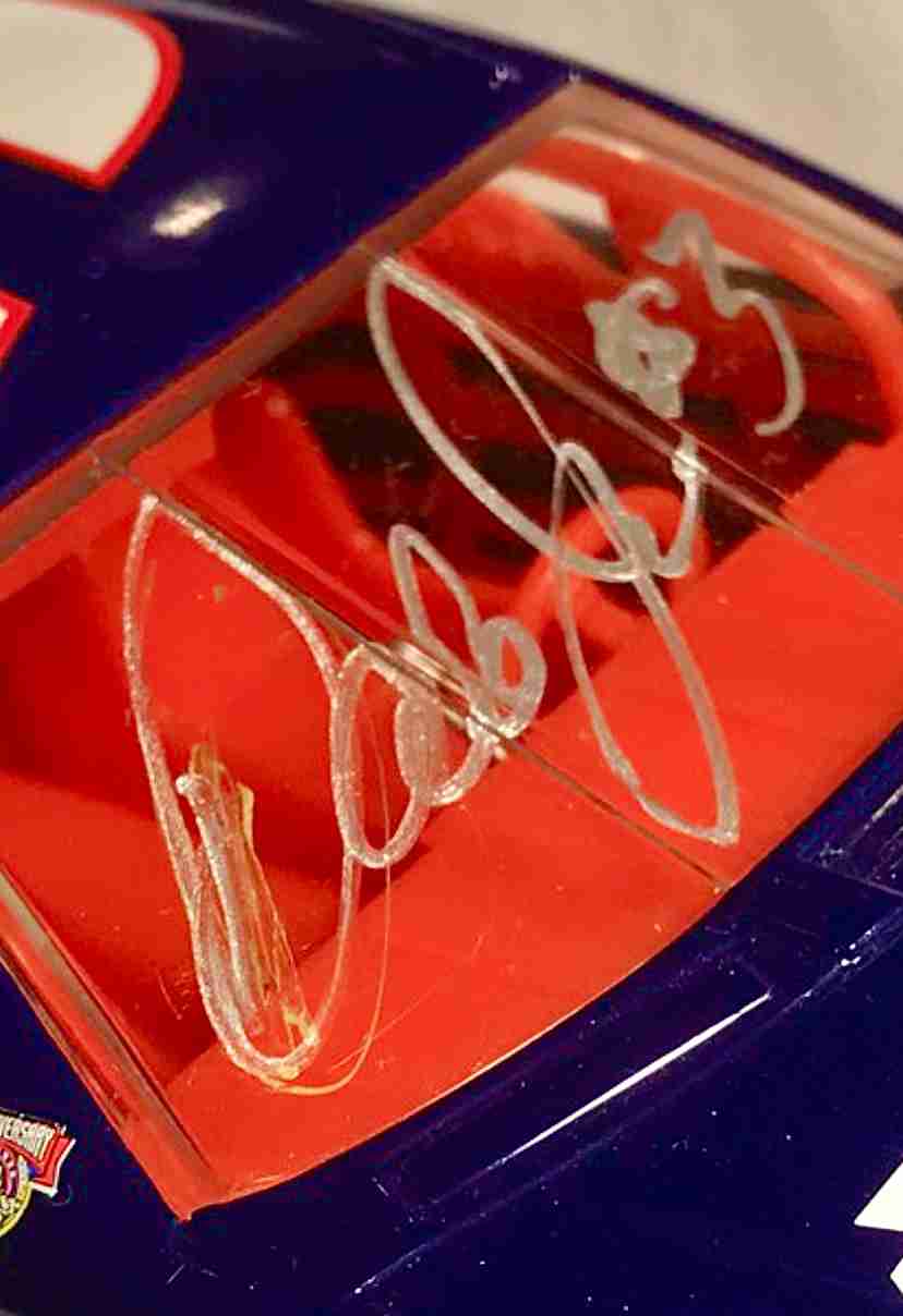 10 Golden Rules on How to Collect Signatures Correctly - The hobbyDB Blog