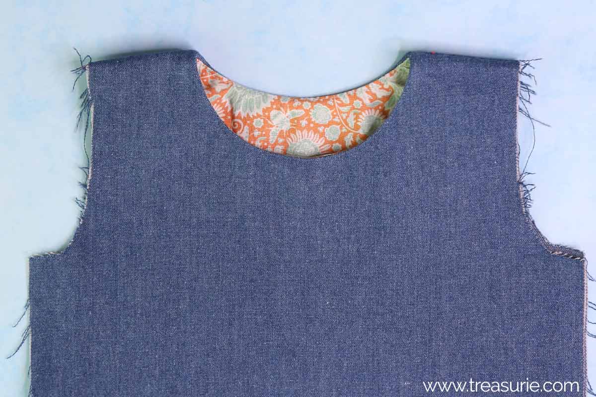 UNDERSTITCHING {How to Understitch Facing the Best Way} | TREASURIE