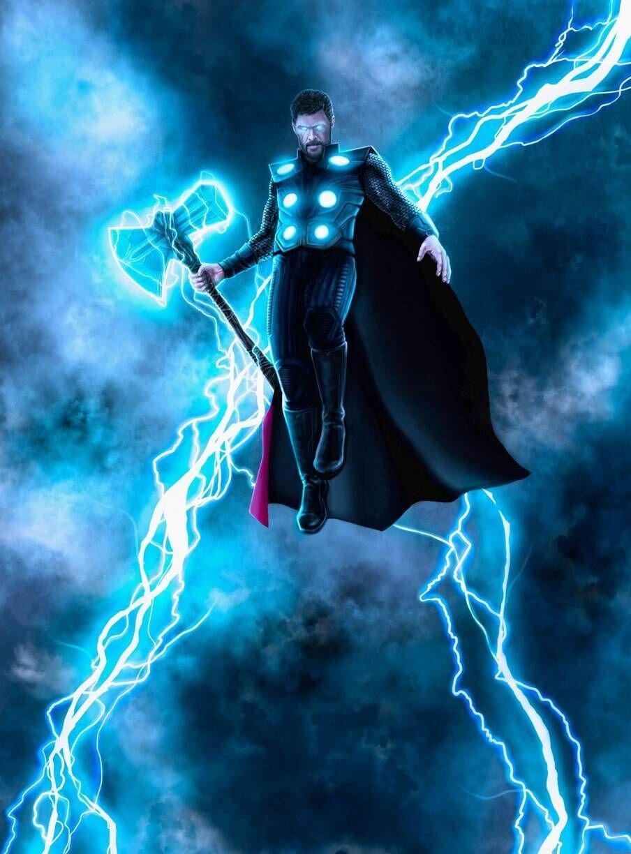 Stormbreaker và Mjolnir: Đâu là vũ khí mạnh nhất của thần sấm Thor ...