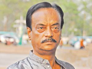 আলাউদ্দিন আলীর ফুসফুসে টিউমার - বাংলা মুভি ডেটাবেজ