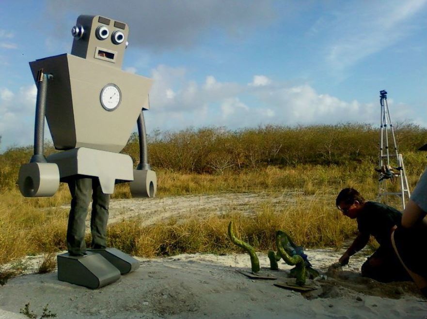 Artist spotlight–Retro sci-fi is alive and well with filmmaker Michael ...