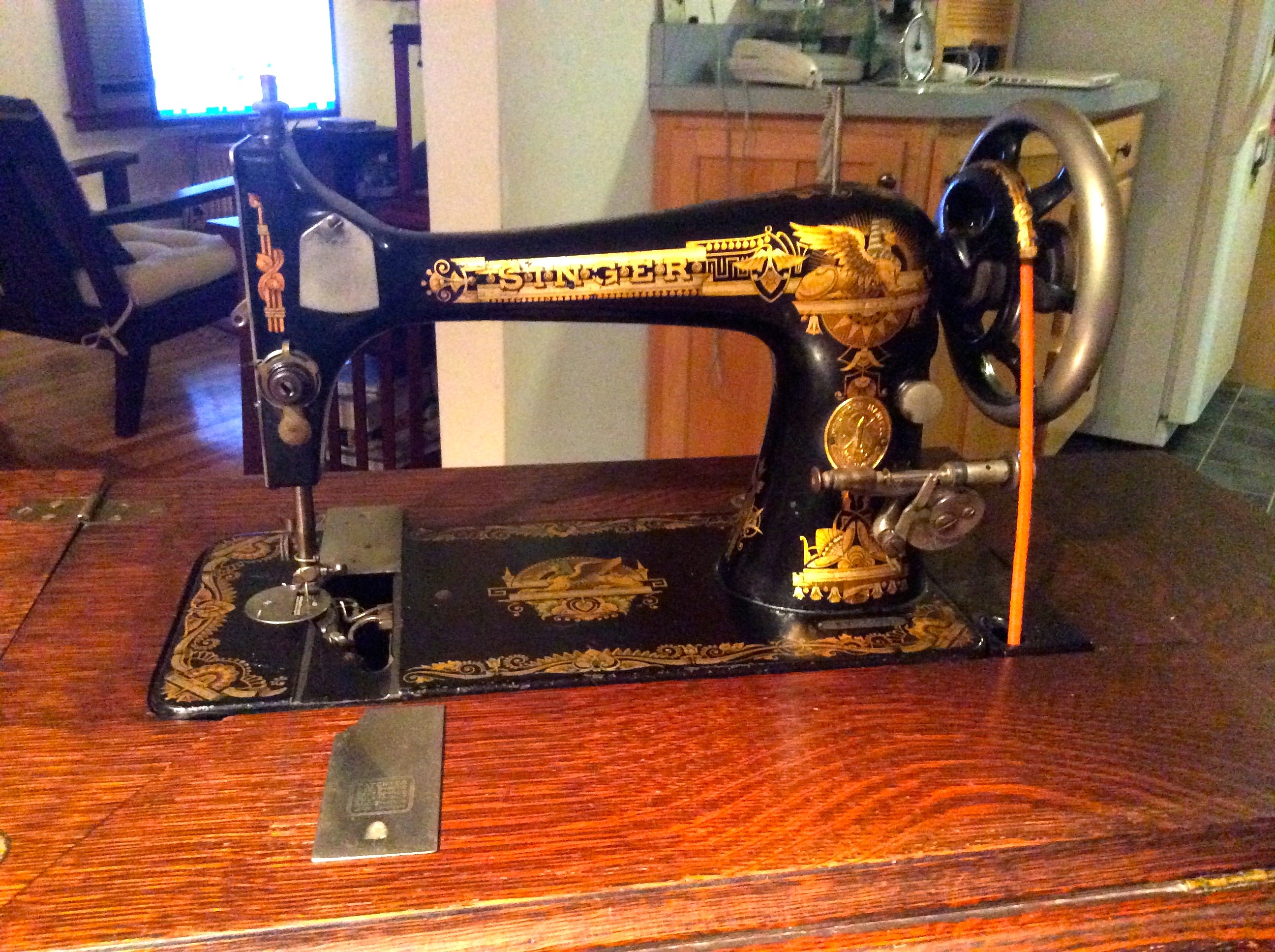 The lure of antique sewing machines, part 1 – Boston Wool Works