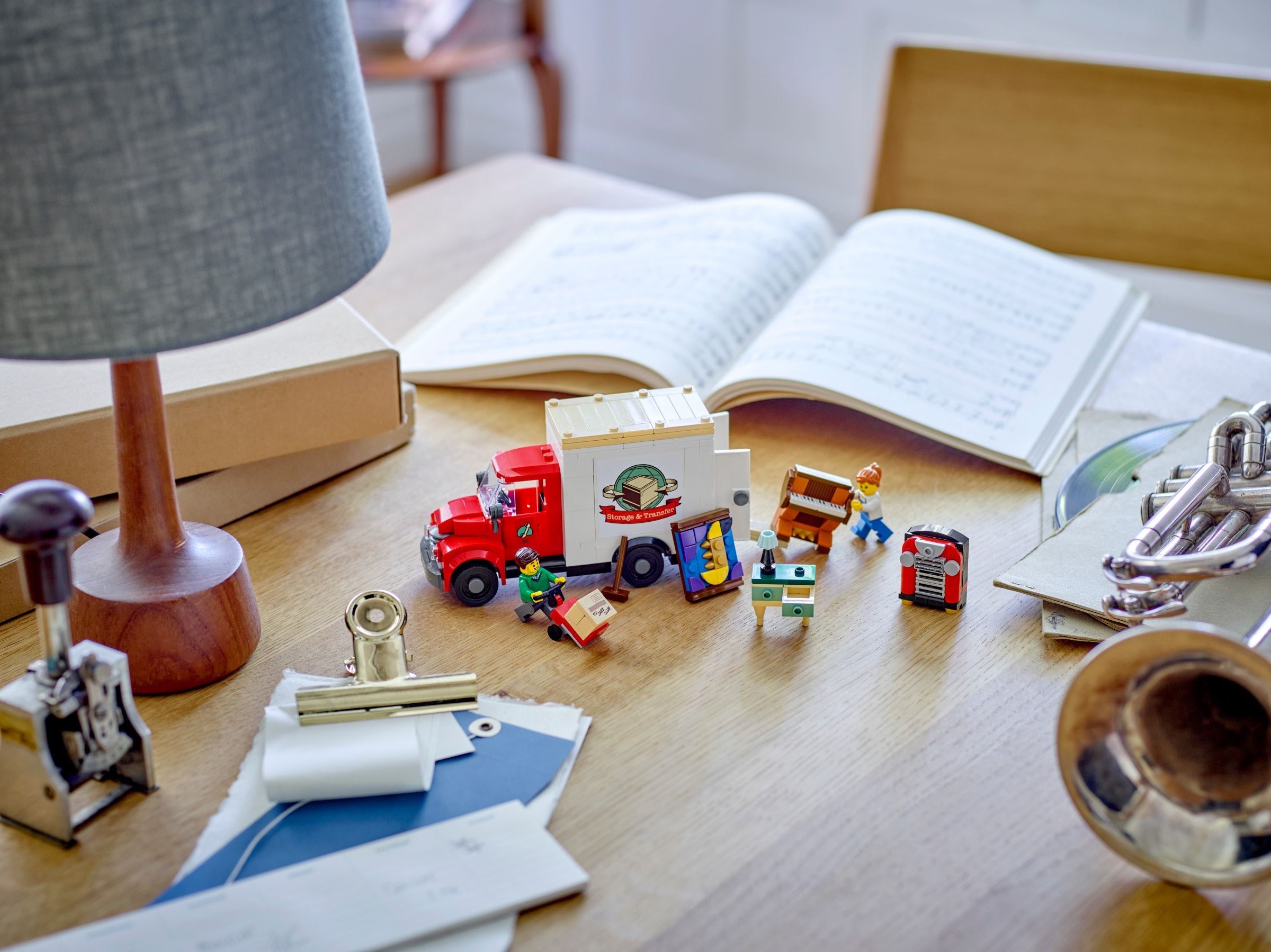 Here's How You Can Get The LEGO Icons Moving Truck GWP Set, 49% OFF