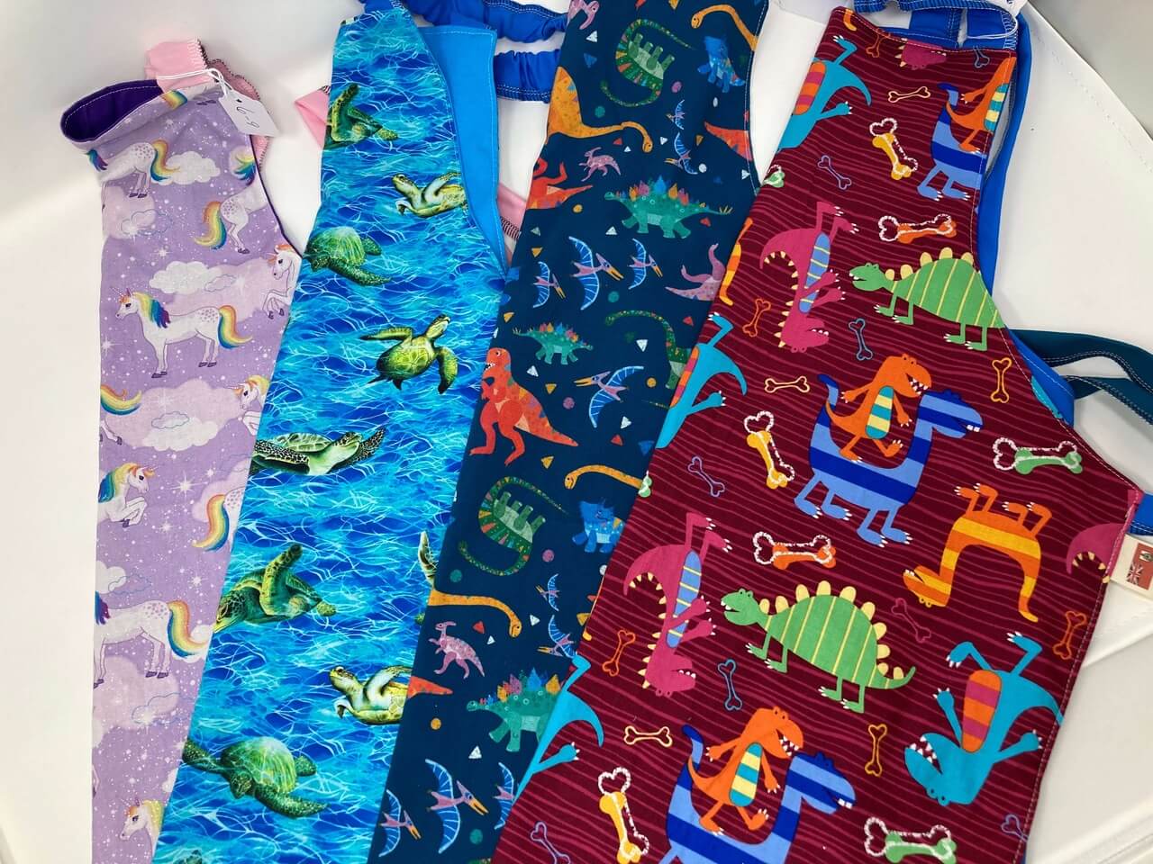 Aprons – Bright Isle