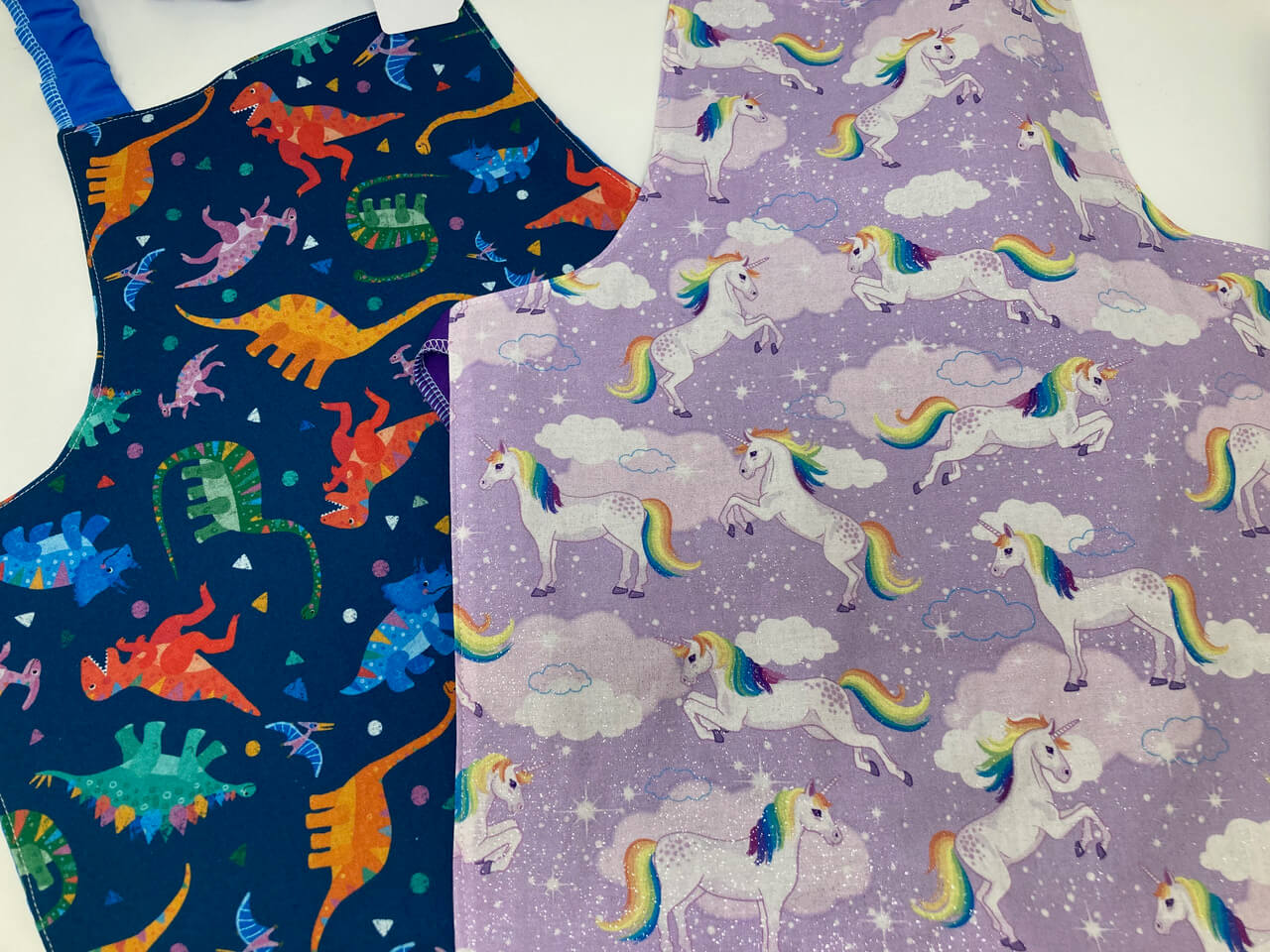 Aprons – Bright Isle