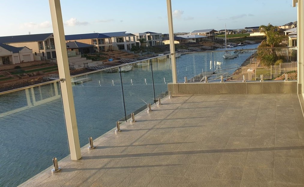 Frameless Glass Balustrade - Balustrading & Engineering