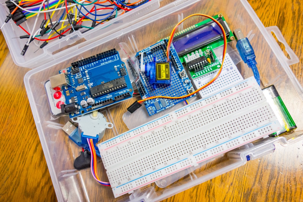 【Arduino入門編①】ArduinoでLEDを点滅（Lチカ）させてみる！Arduinoの基本となるデジタル出力の解説その① | ぶらり ...