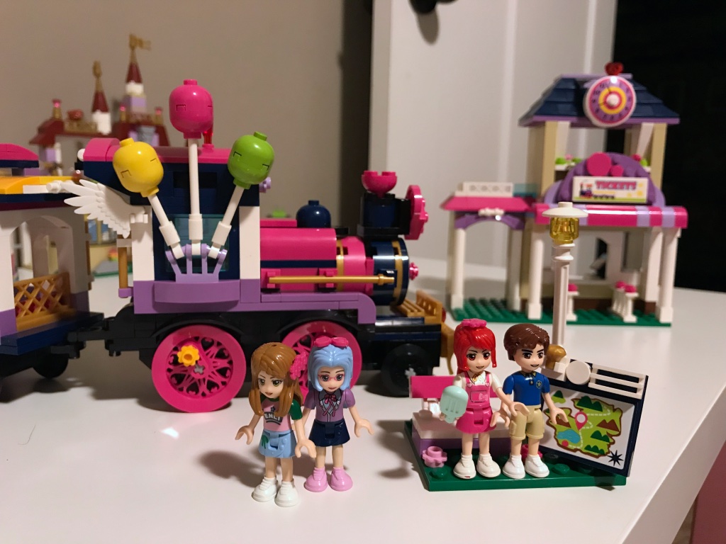 Review: Enlighten (Qman) 2015: Cherry Happy Little Train – Ronald C ...