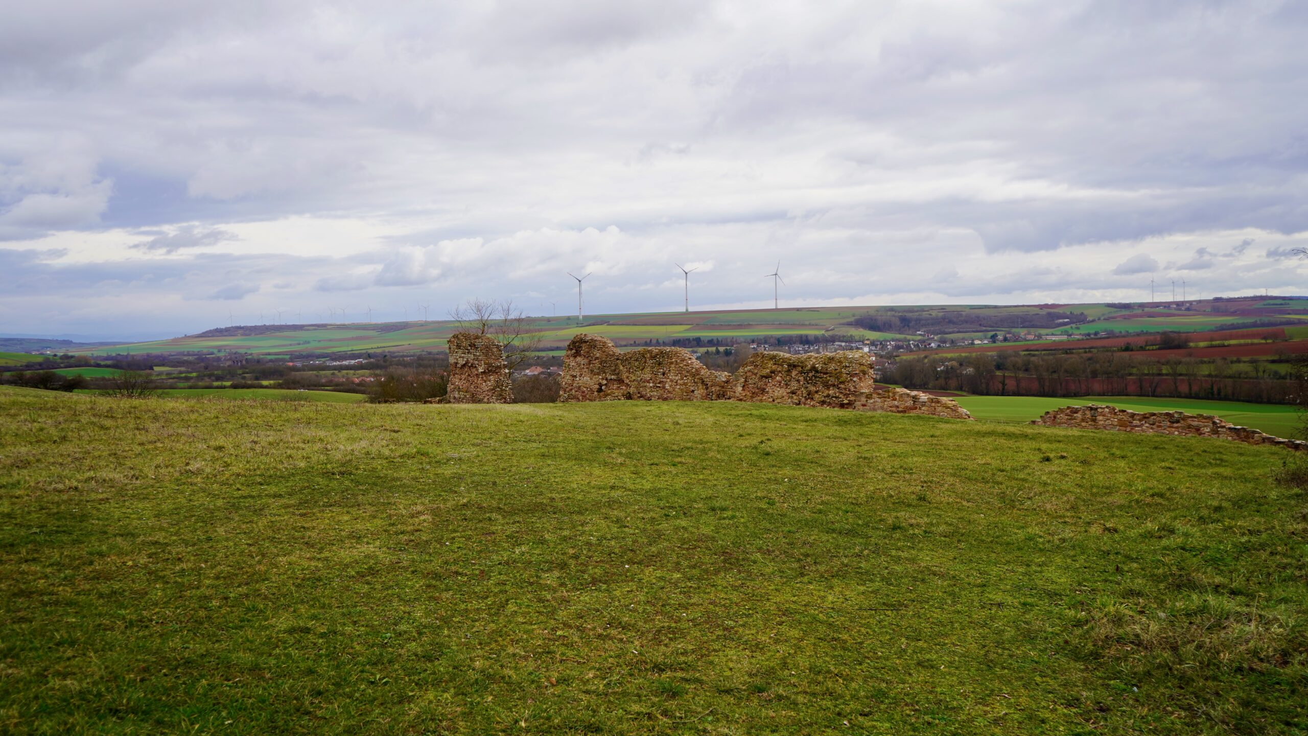 New Bolanden Castle Germany - Camping and Trekking