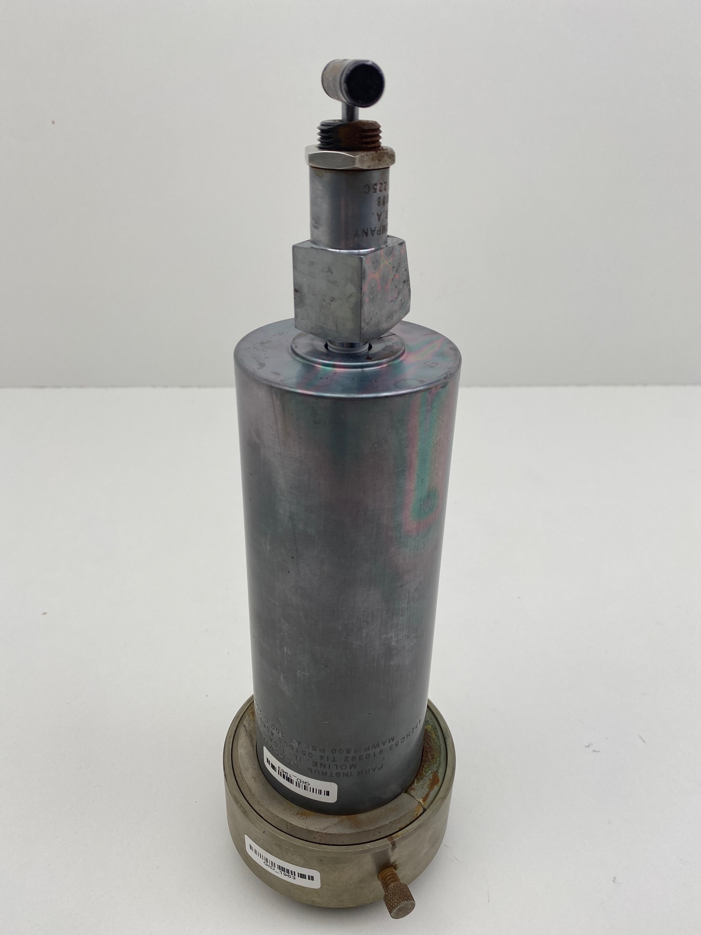 Parr Instruments 452HC53 600 Milliliter Titanium Reactor 1000 PSI @ 300C