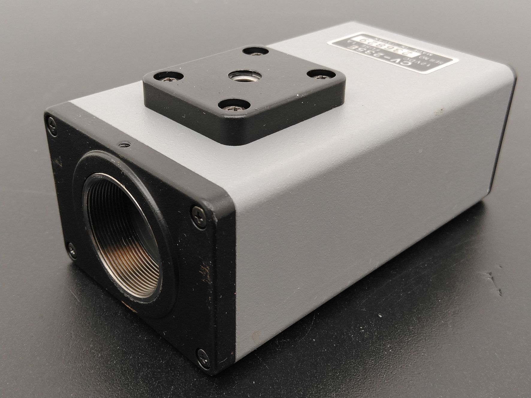 CCD Machine Vision CV-235E Monochrome IR CCD Camera 12 VDC, 1 A