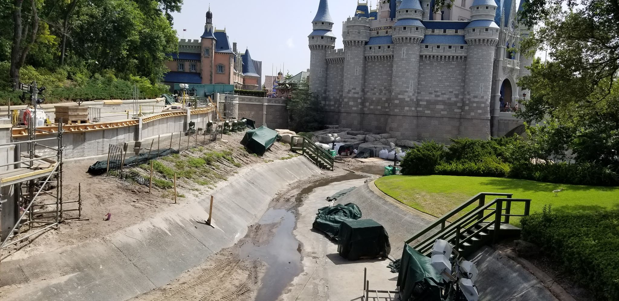 New Updates of the Castle and Moat Construction at WDW | Chip and Company