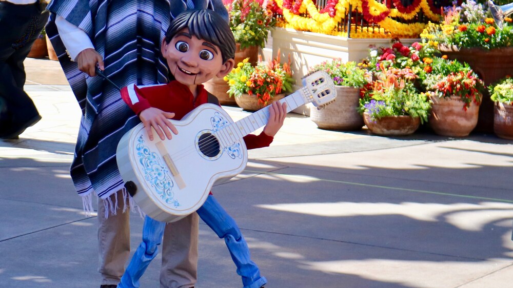 Mariachi Cobre Presents The Story Of "Coco" Is Coming To An End At ...