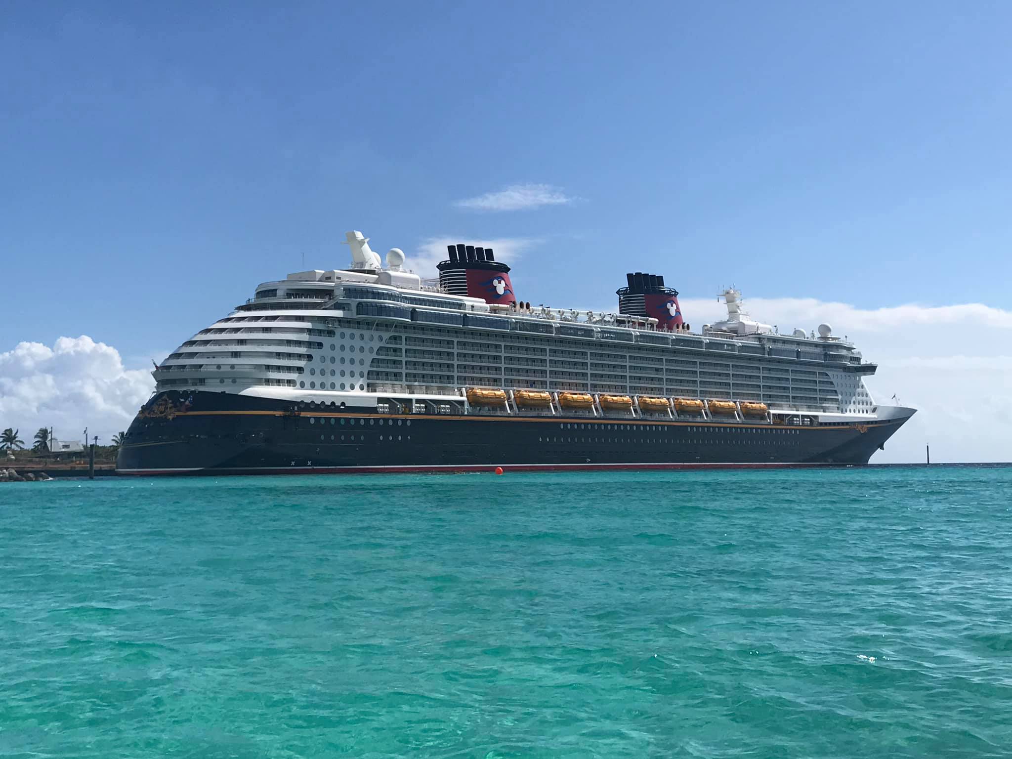 Virtual Tour of Disney Cruise Line's Disney Dream | Chip and Company
