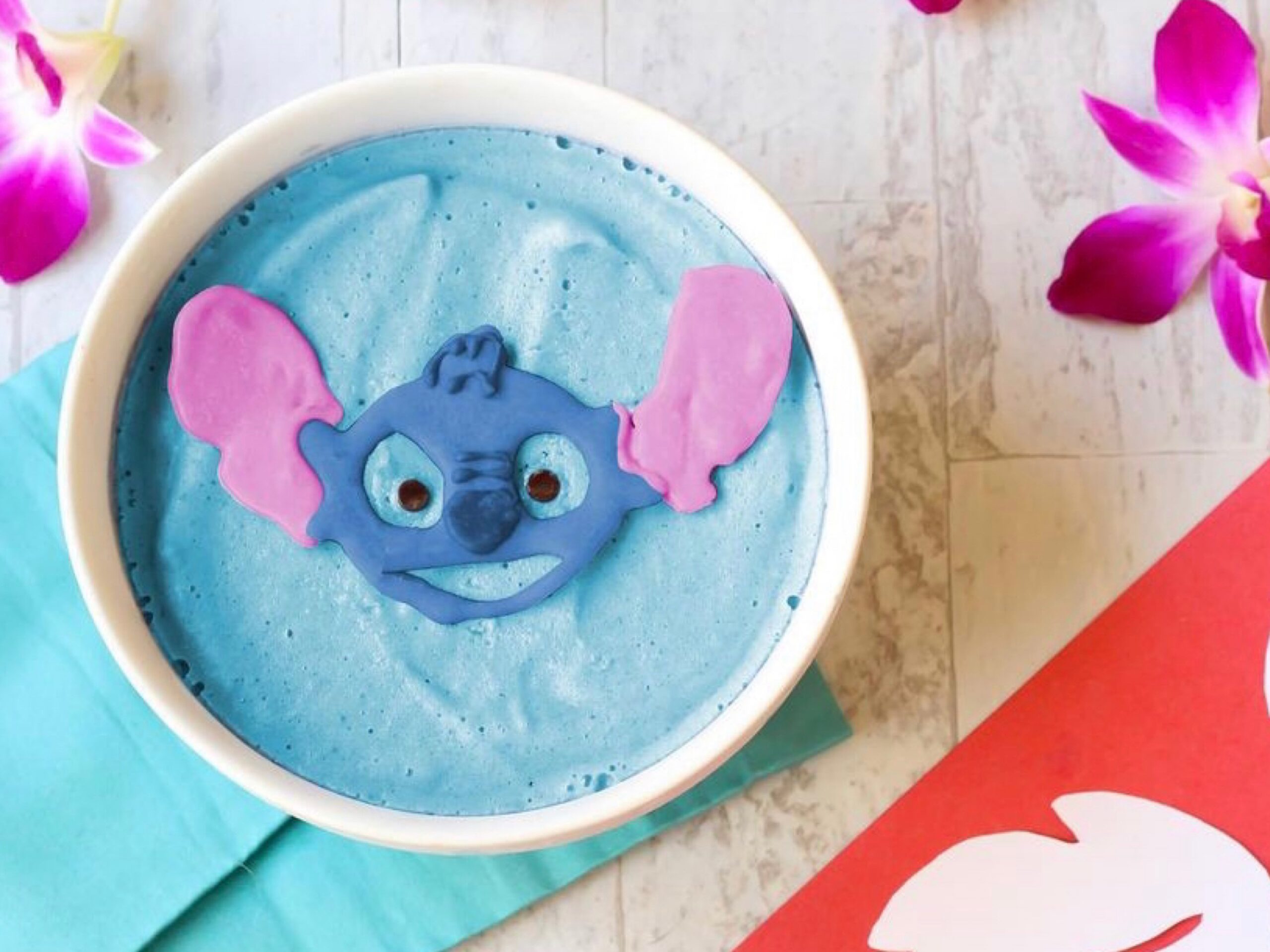 Surprise Your Ohana With A Stitch Smoothie Bowl! | Chip and Company