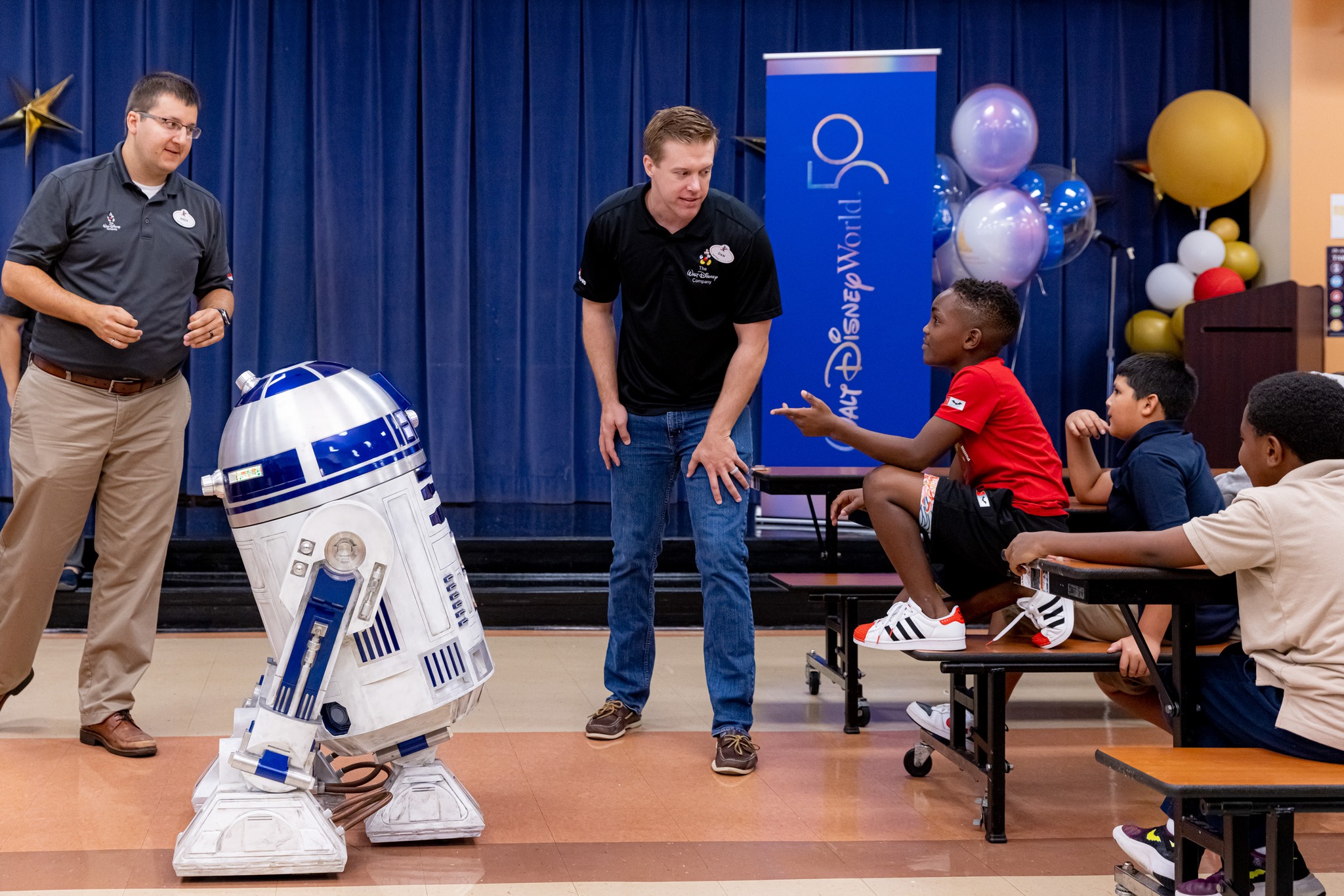 R2-D2 and Walt Disney Imagineering surprise local Orange County ...