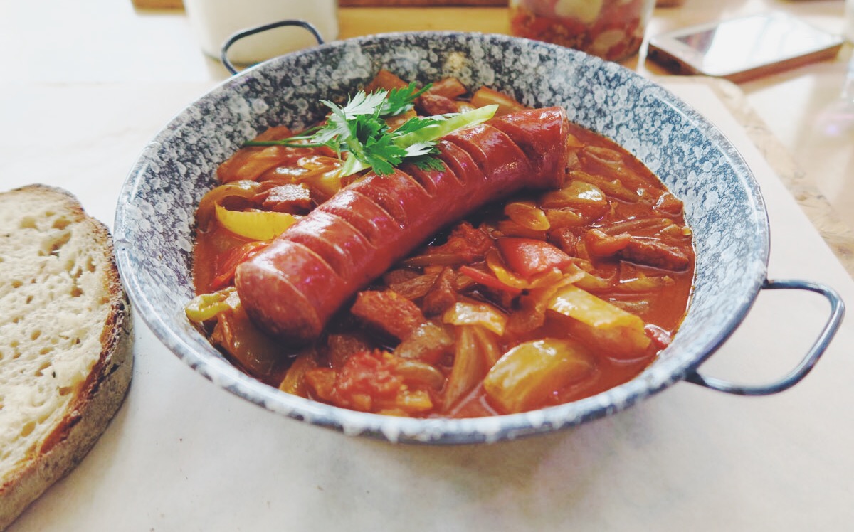 Lecsó, Budapest - Ciji Davis