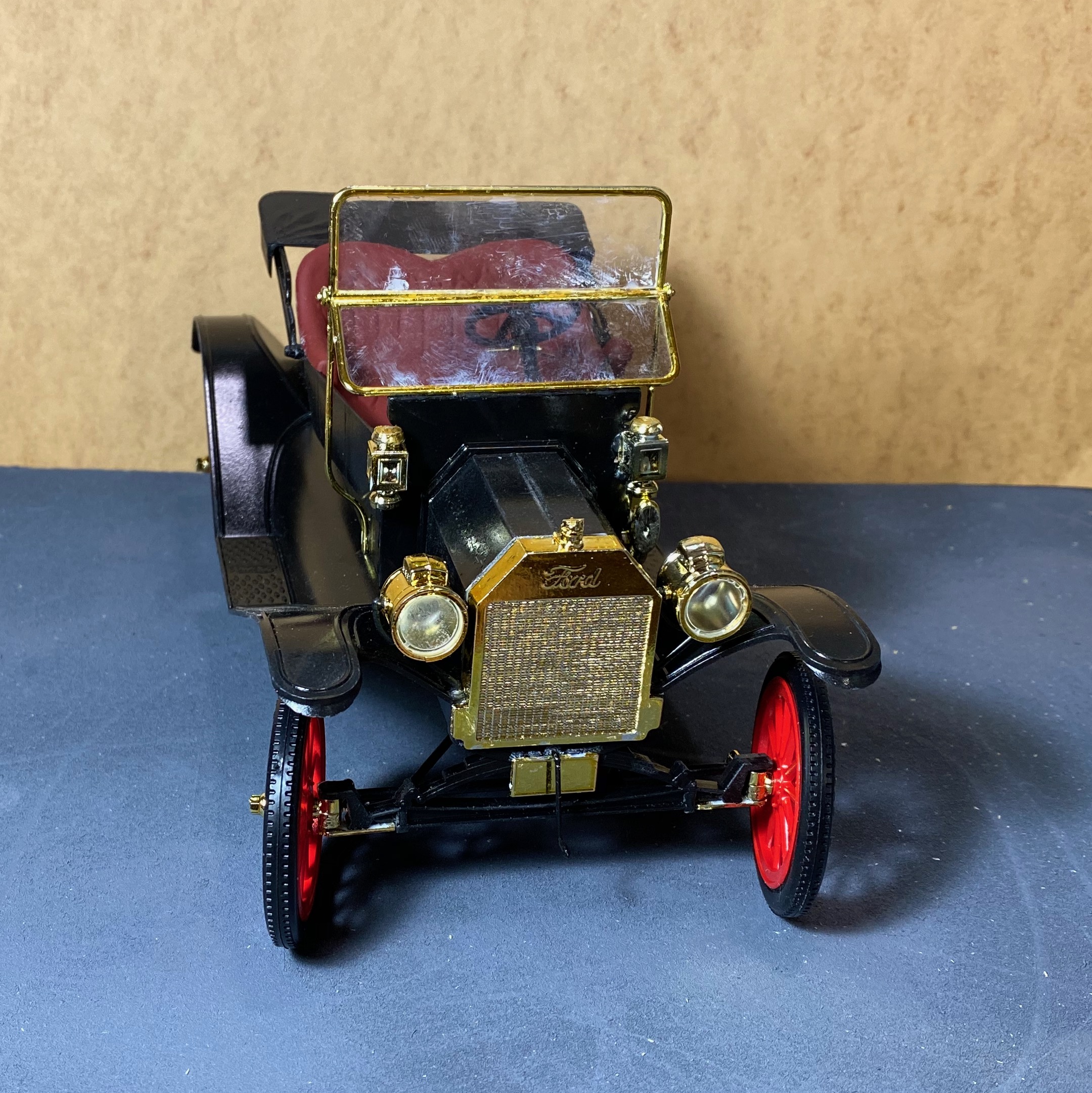 Vintage Tin Lizzie – Circa Games