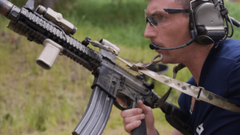 Watch: Basic professional | Duty AR-15 rifle, M4 setup | SOFREP