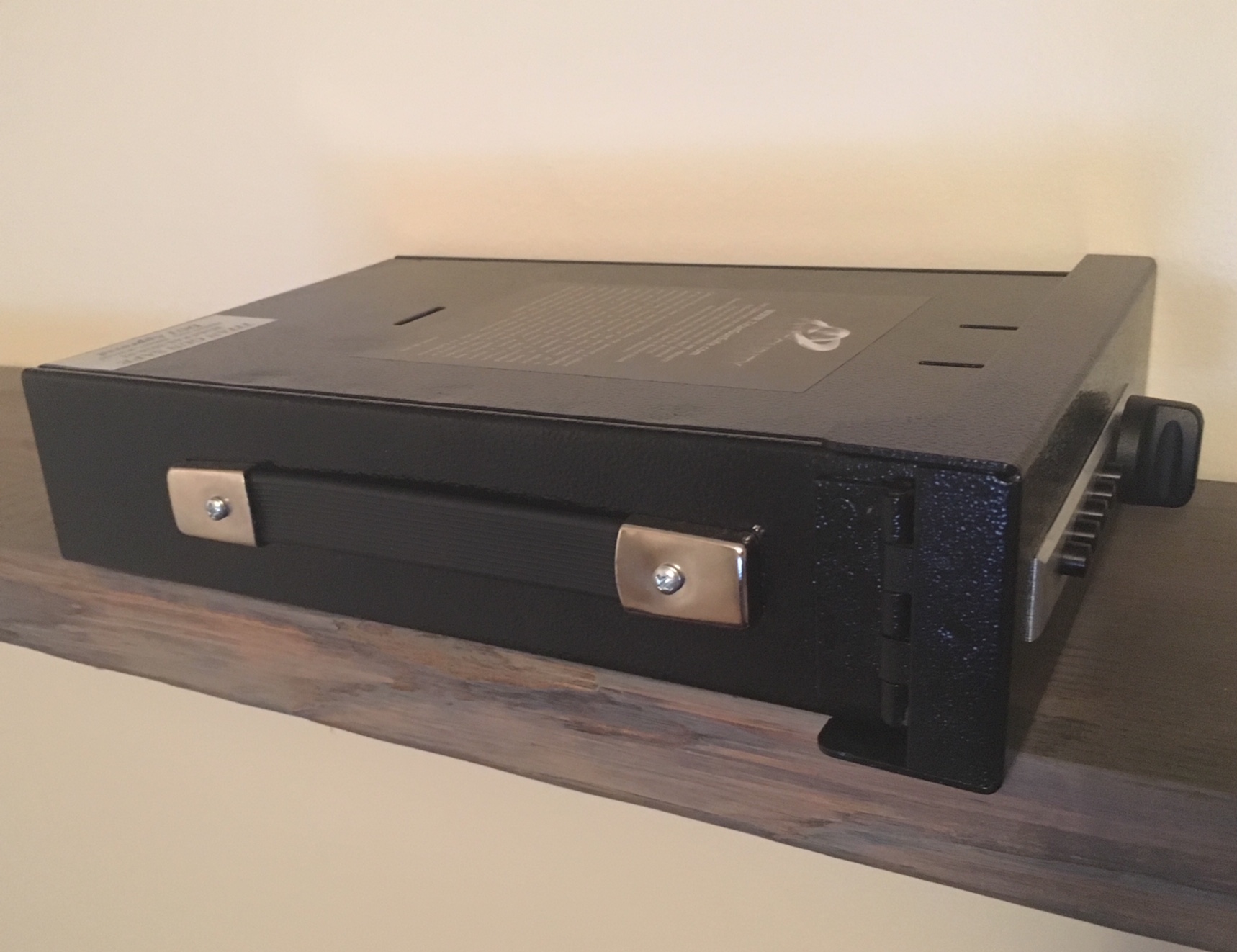 Say goodbye to electronic pistol safes: Titan gun safe review | SOFREP