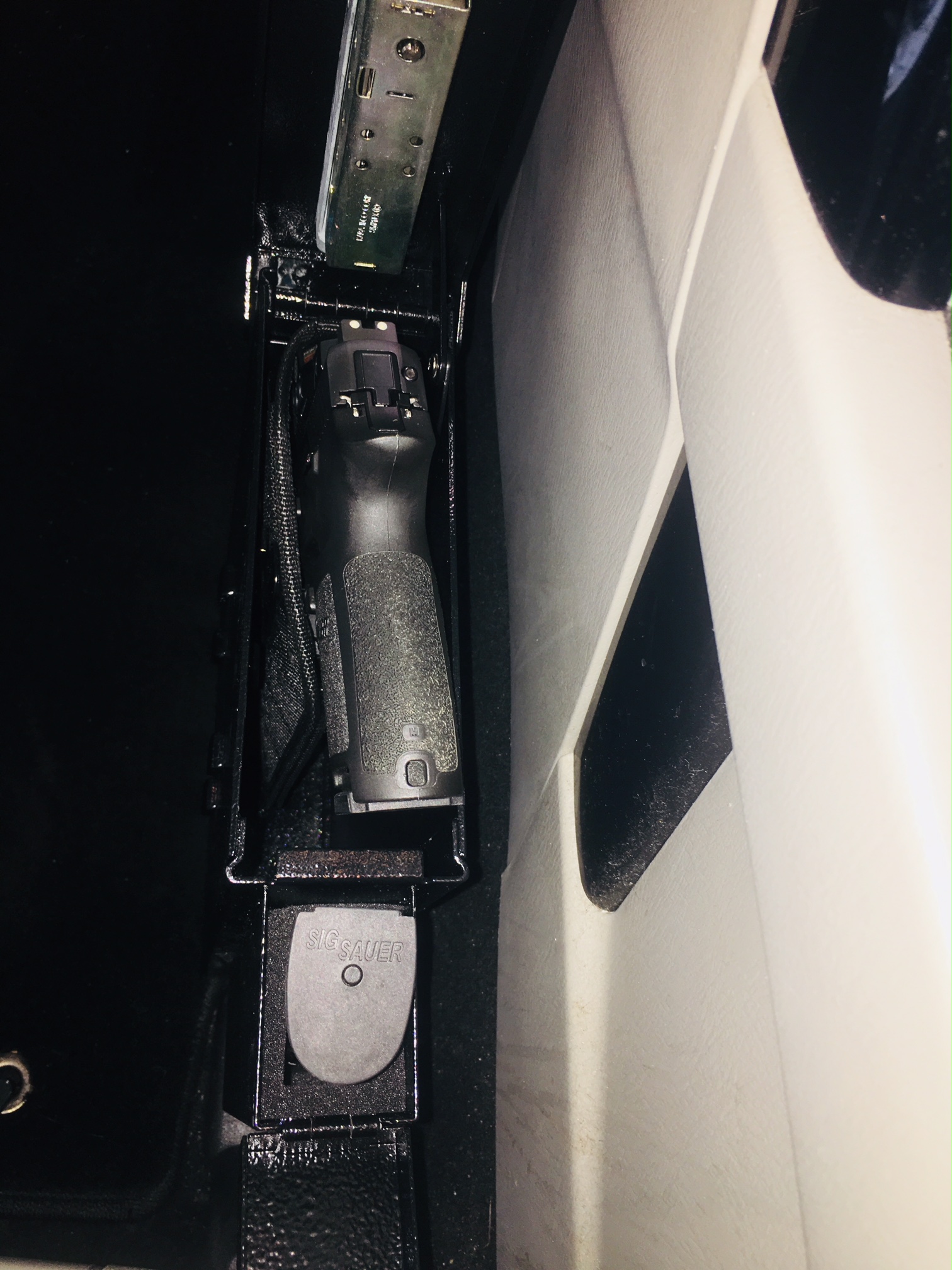 Say goodbye to electronic pistol safes: Titan gun safe review | SOFREP