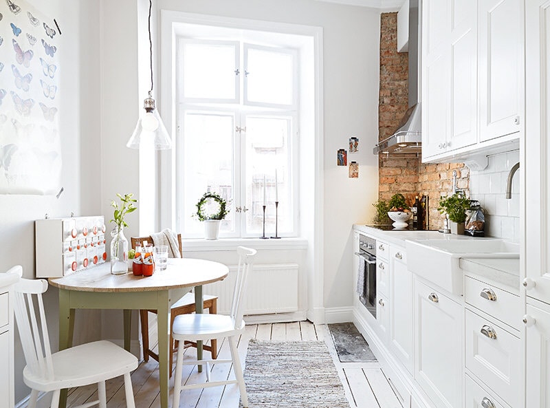 Rustic white kitchen - COCO LAPINE DESIGNCOCO LAPINE DESIGN