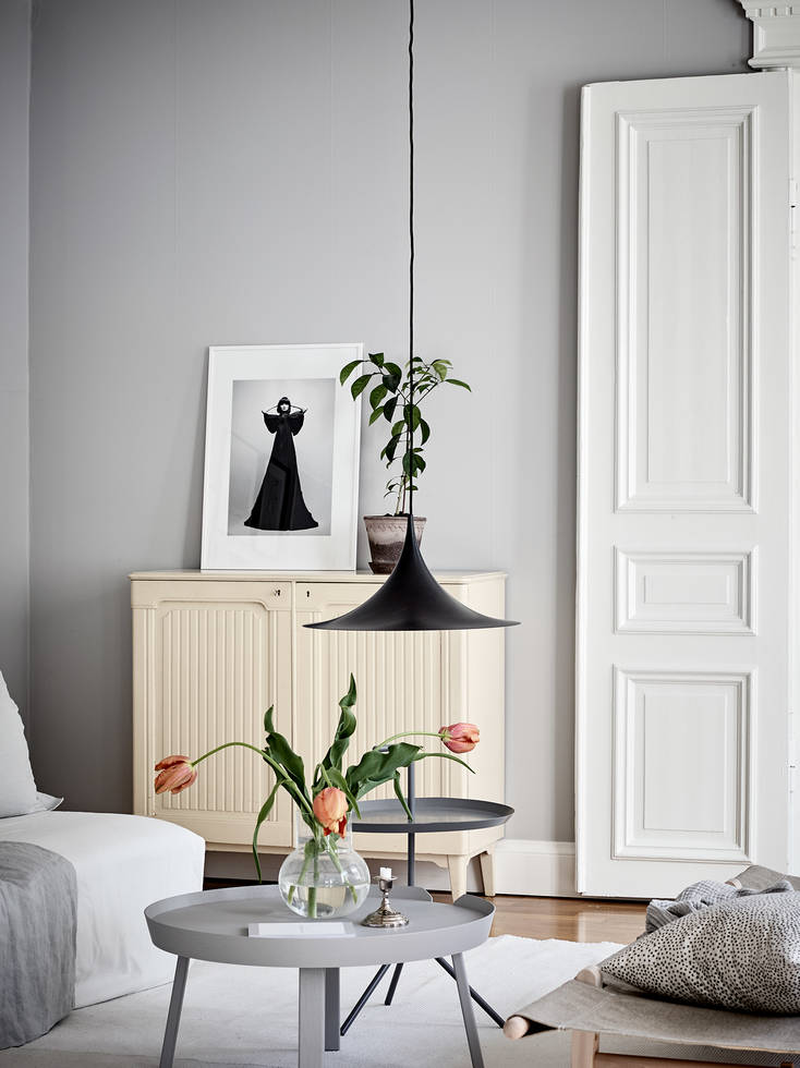 Light flooded home in grey - COCO LAPINE DESIGNCOCO LAPINE DESIGN