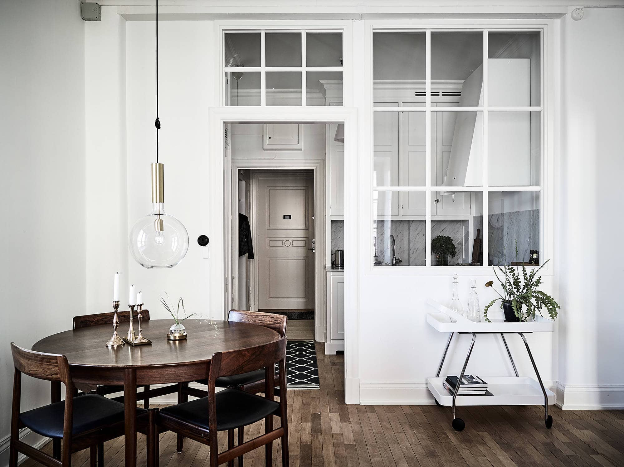Cozy kitchen and dining area - COCO LAPINE DESIGNCOCO LAPINE DESIGN