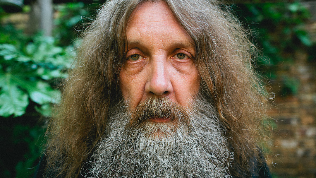 El cine de superhéroes arruinó la cultura, opina Alan Moore