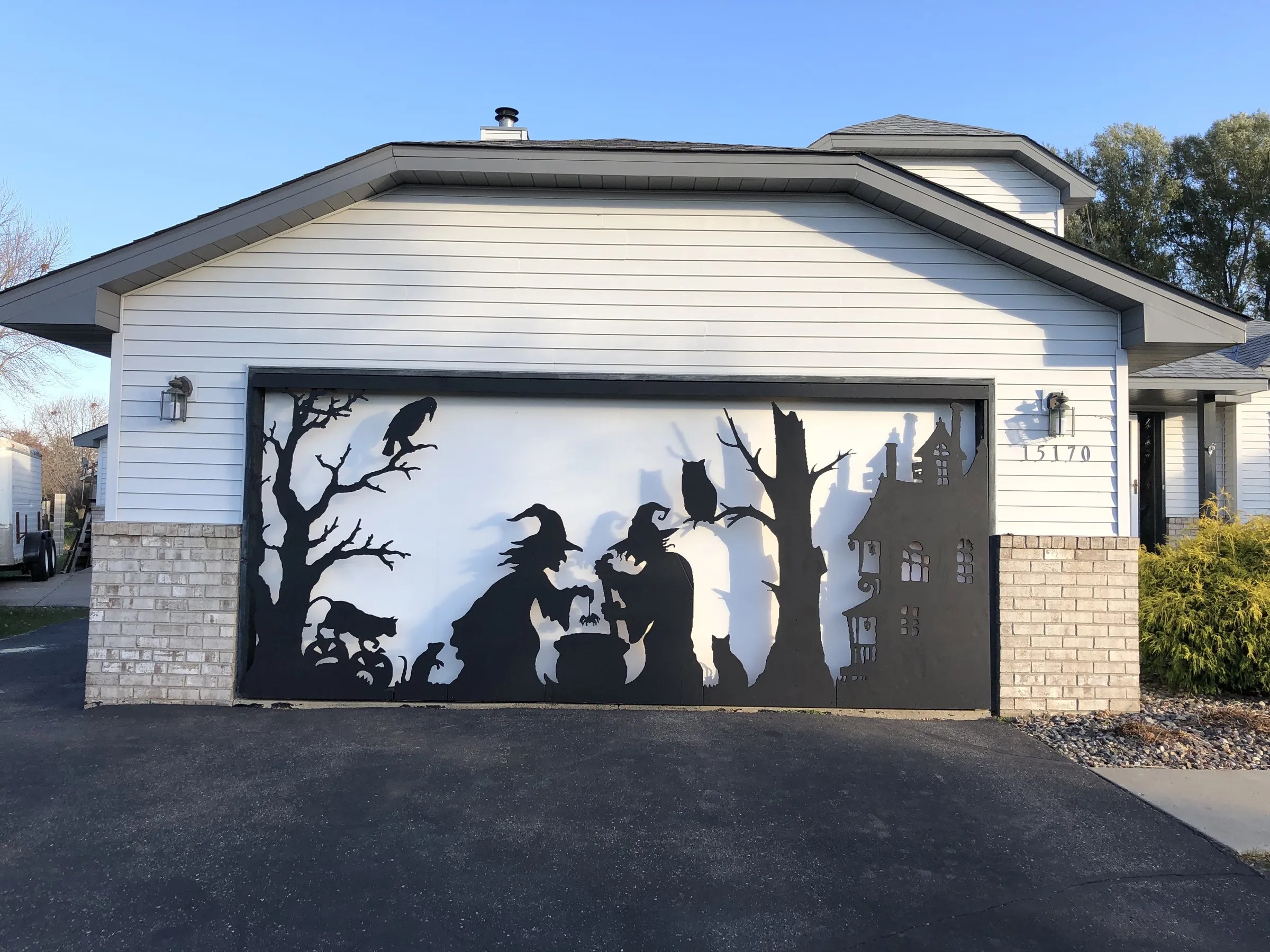 Halloween Silhouette For A Large Garage Door 6 Steps With Pictures