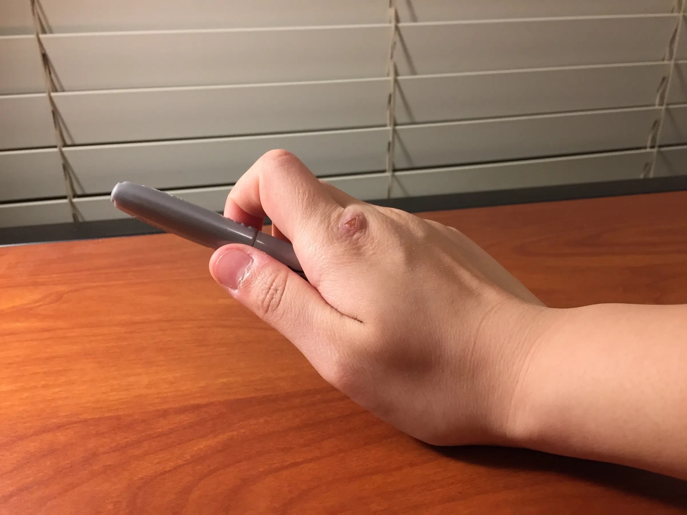 How To Do A Basic Pen Tapping Beat 6 Steps Instructables