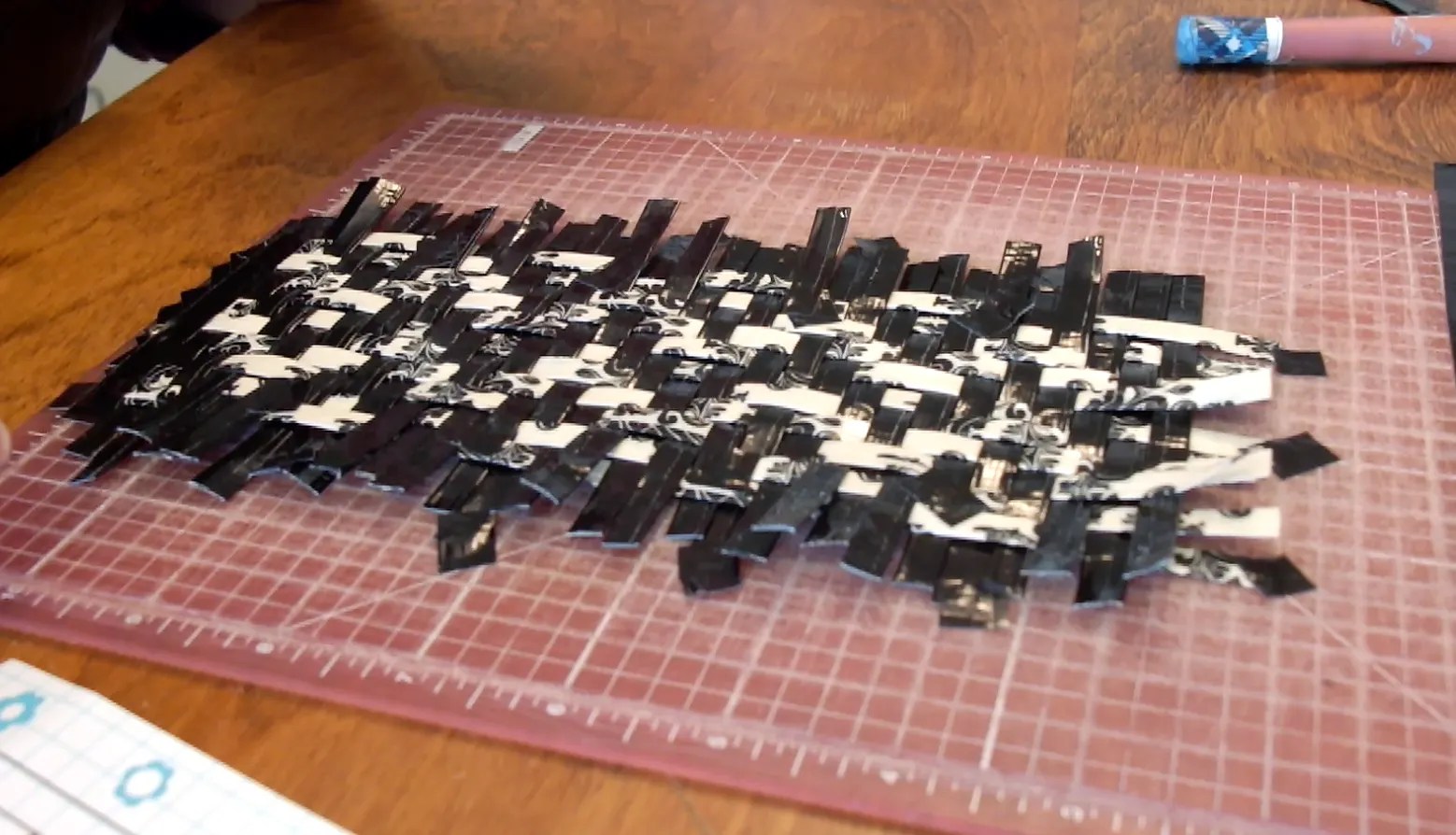 Duct Tape Zig Zag Weave 7 Steps With Pictures Instructables