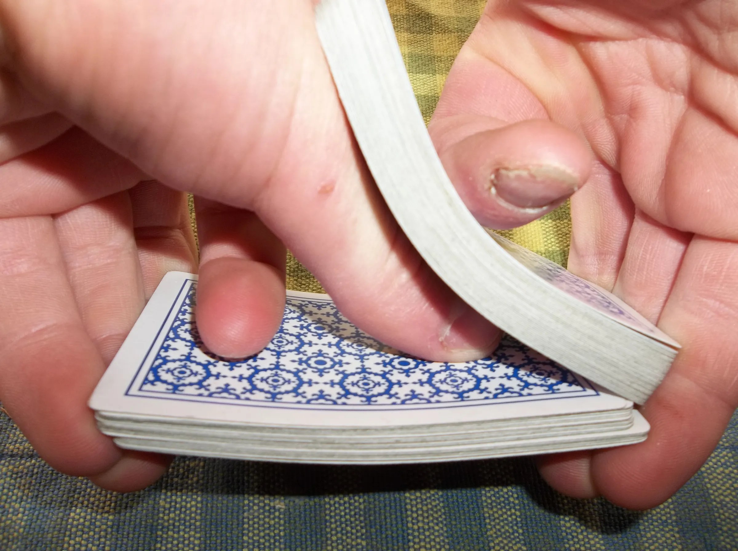 How To Shuffle Cards Like A Pro 6 Steps Instructables