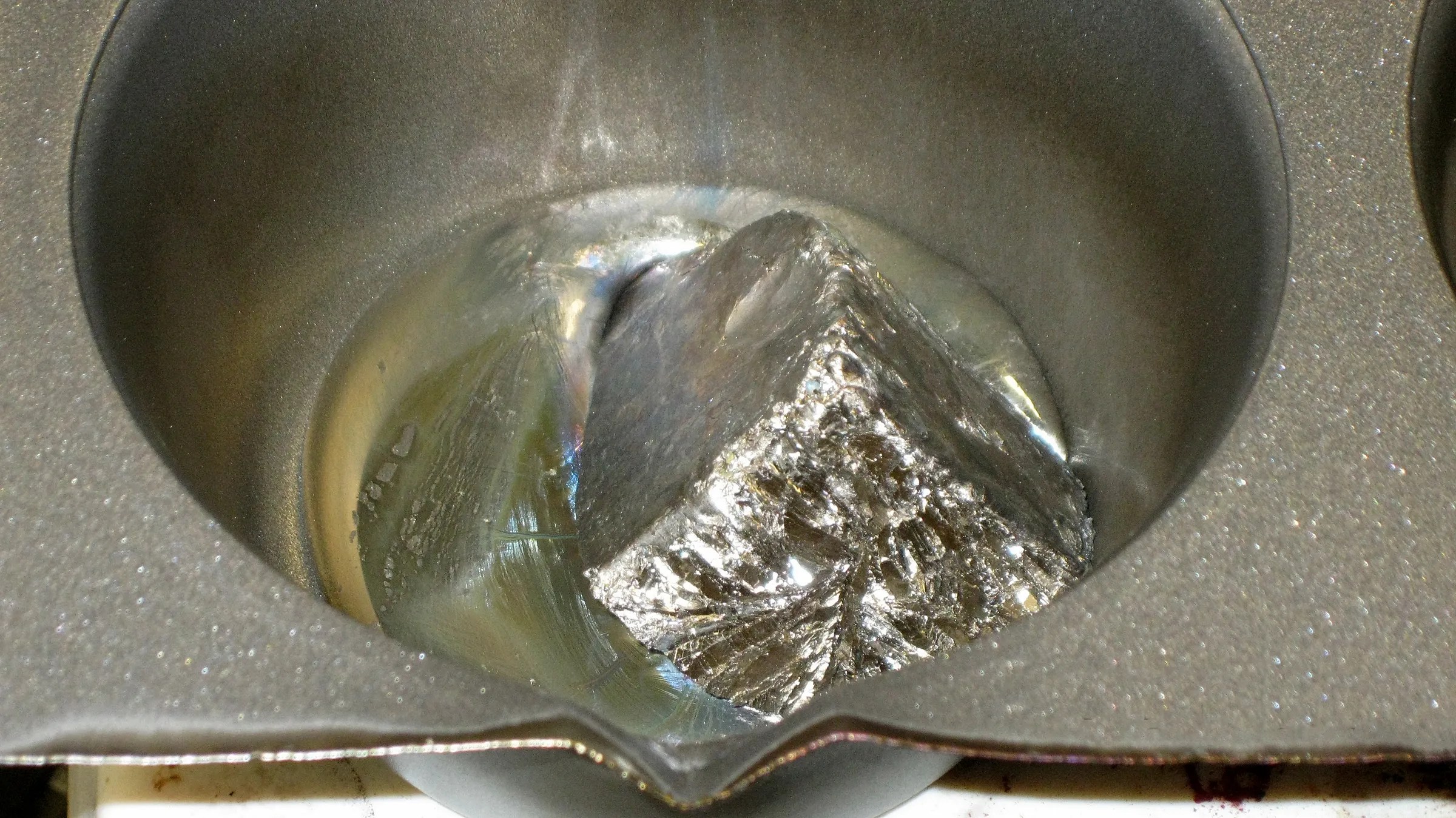 How To Make Bismuth Crystals 3 Steps With Pictures Instructables