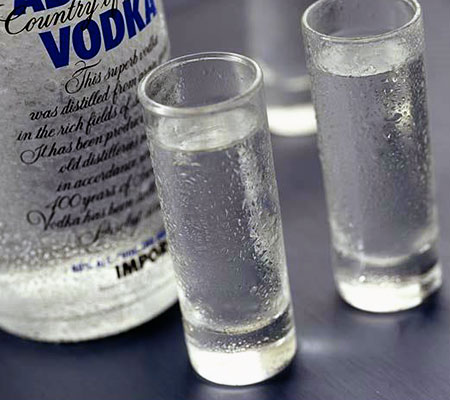 5 mituri false despre votcă