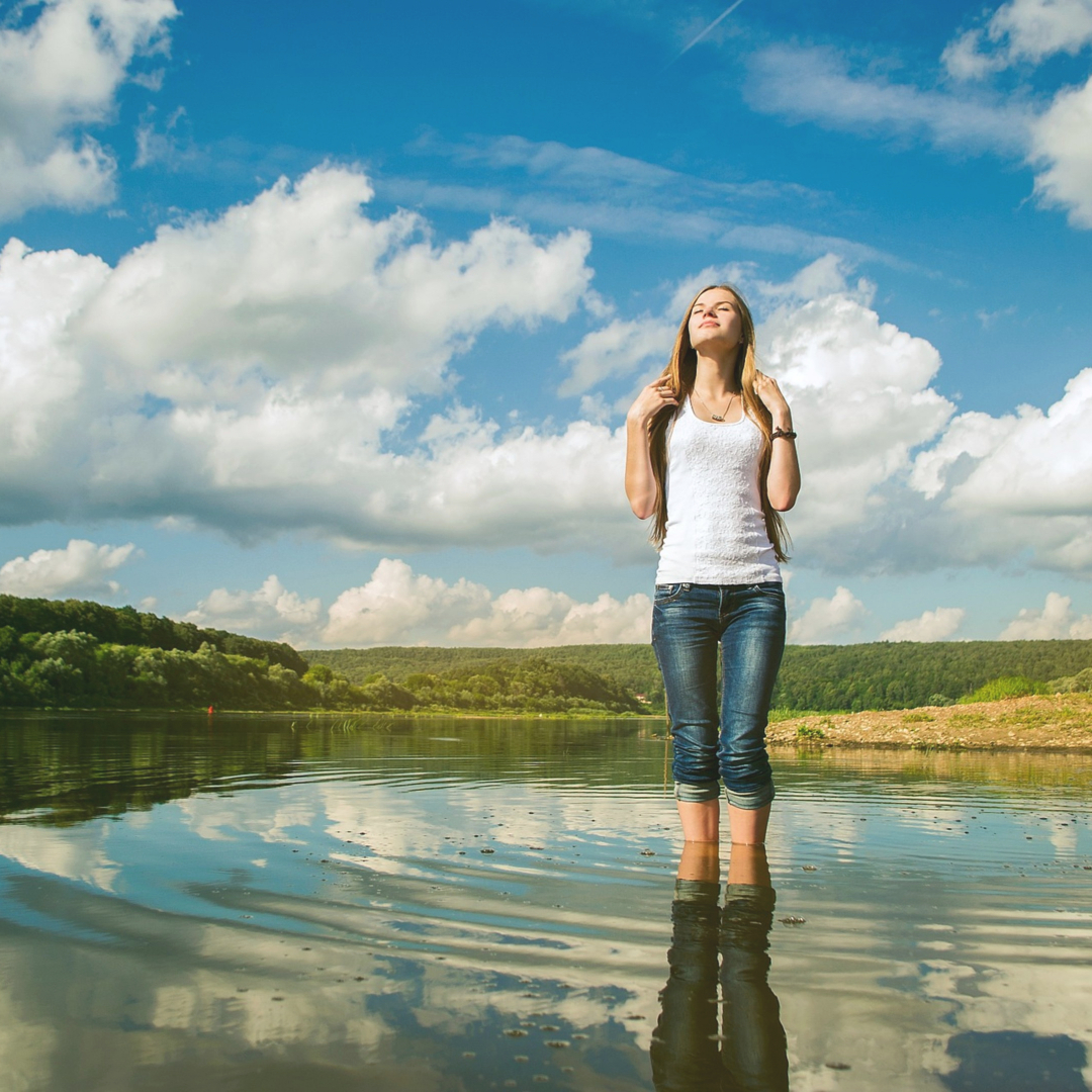 5 Verses that will Help When You Need to Be Still and Listen - Counting ...