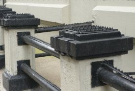 Anti-sit technology photo gallery - Boing Boing