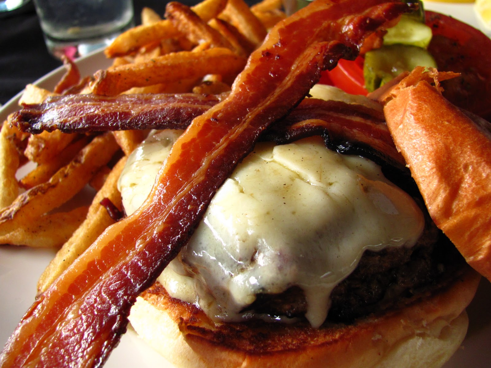 Celebrate National Burger Day With Our Comprehensive Dallas Burger ...