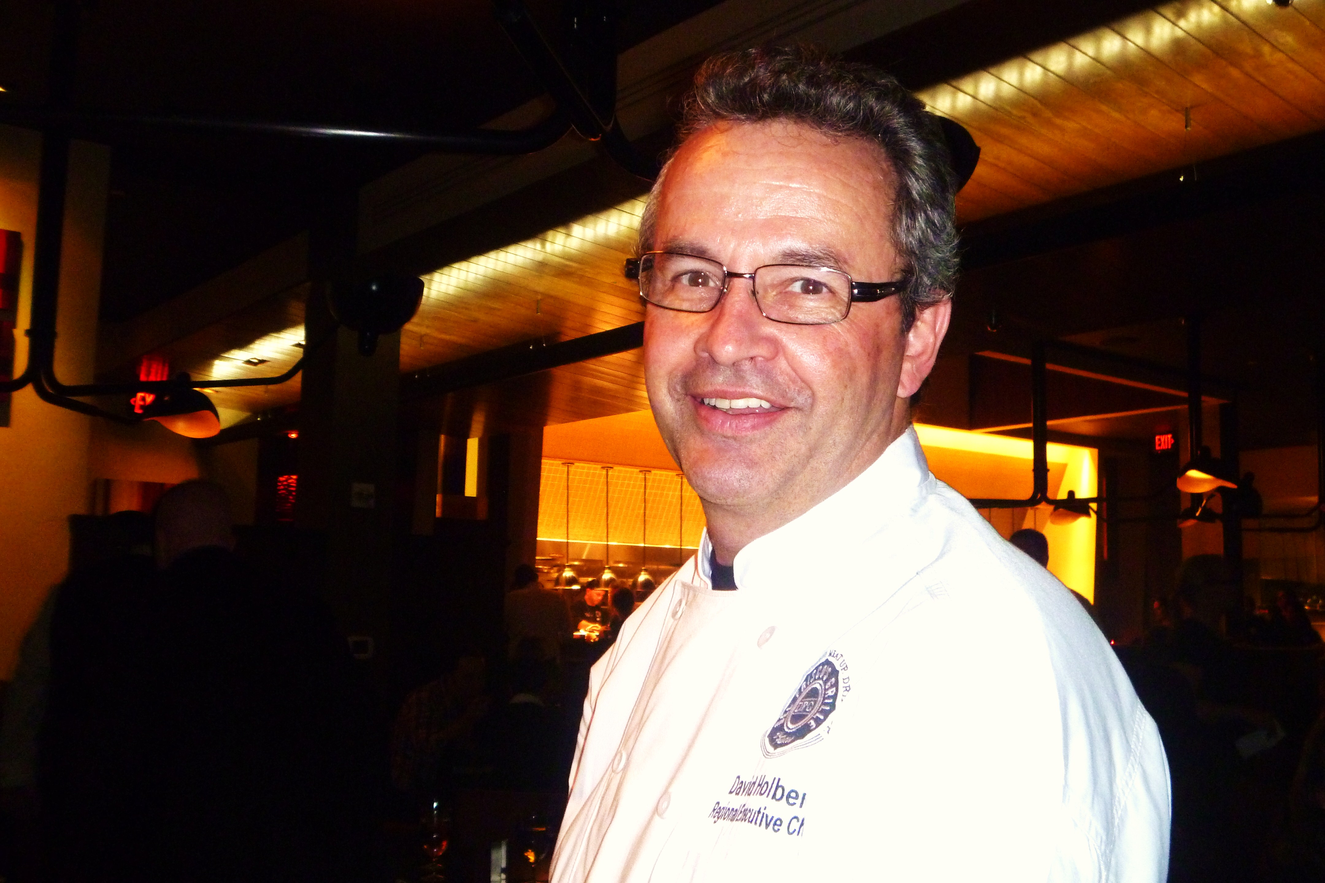 Listen To craveRADIO This Sunday For Beef And Chocolate - cravedfw