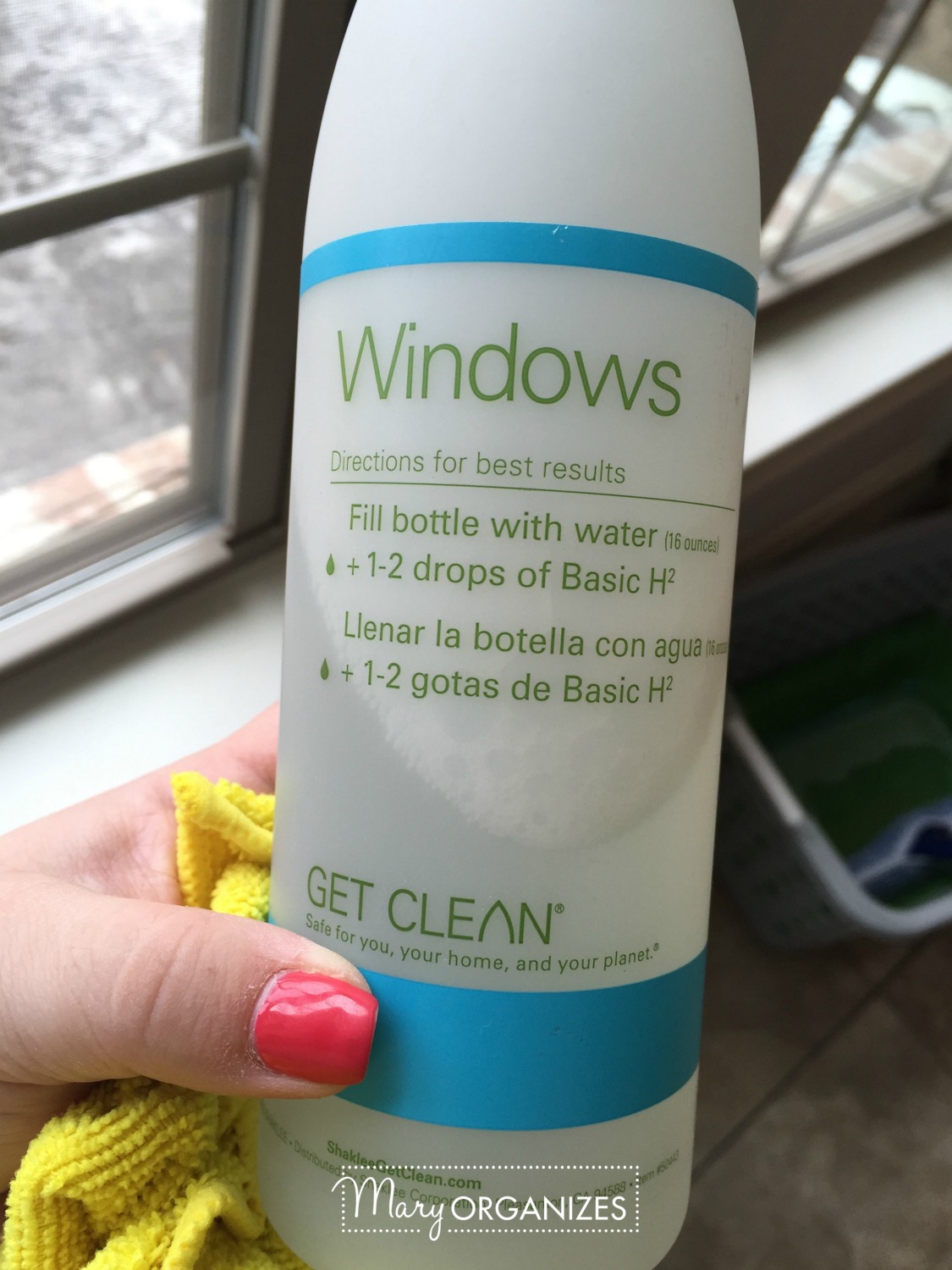2 Ways To Clean Windows {How To Clean With Professional Tools or Wash ...