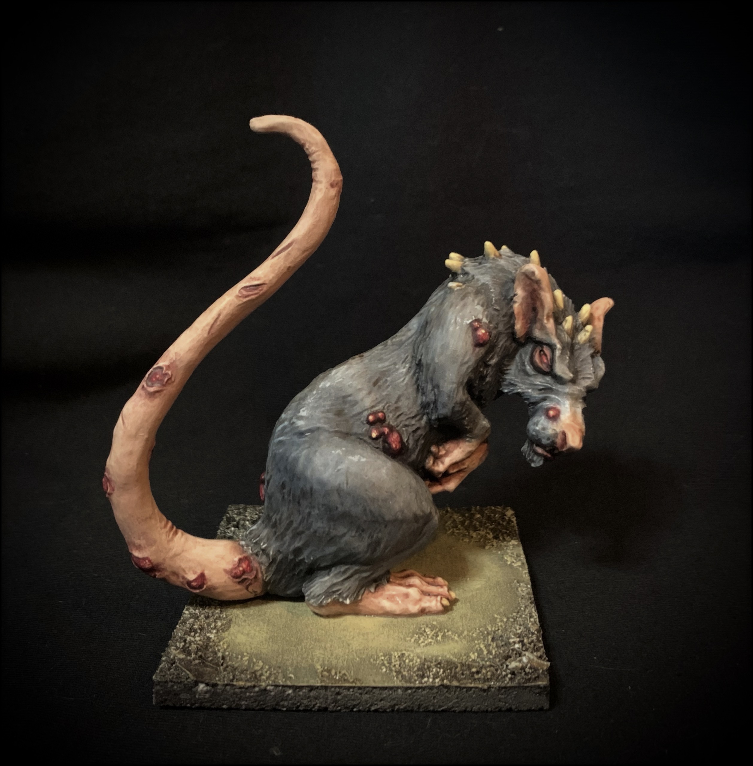 Moonling Commander on Emperor Snail – Creative Sculpt Studio Ltd