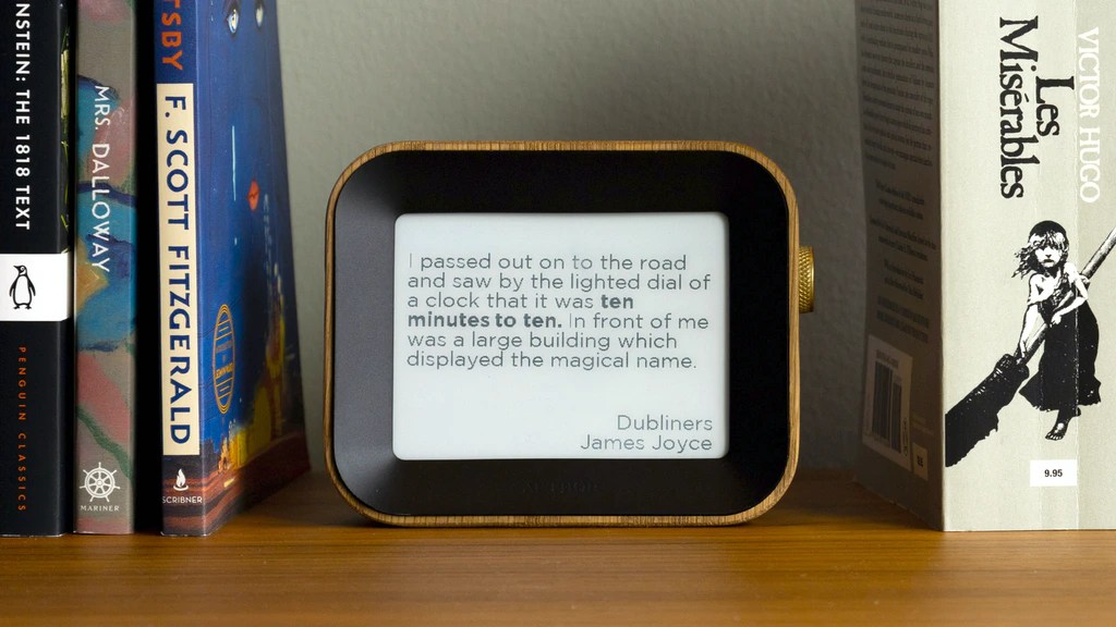 Author Clock tells time with quotes from novels – Critical Bears