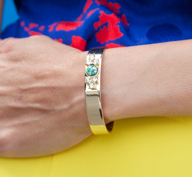 Want To Know How To Mix Bright Colors That Pop Curated Cool want-to-know-how-to-mix-bright-colors-that-pop-curated-cool
