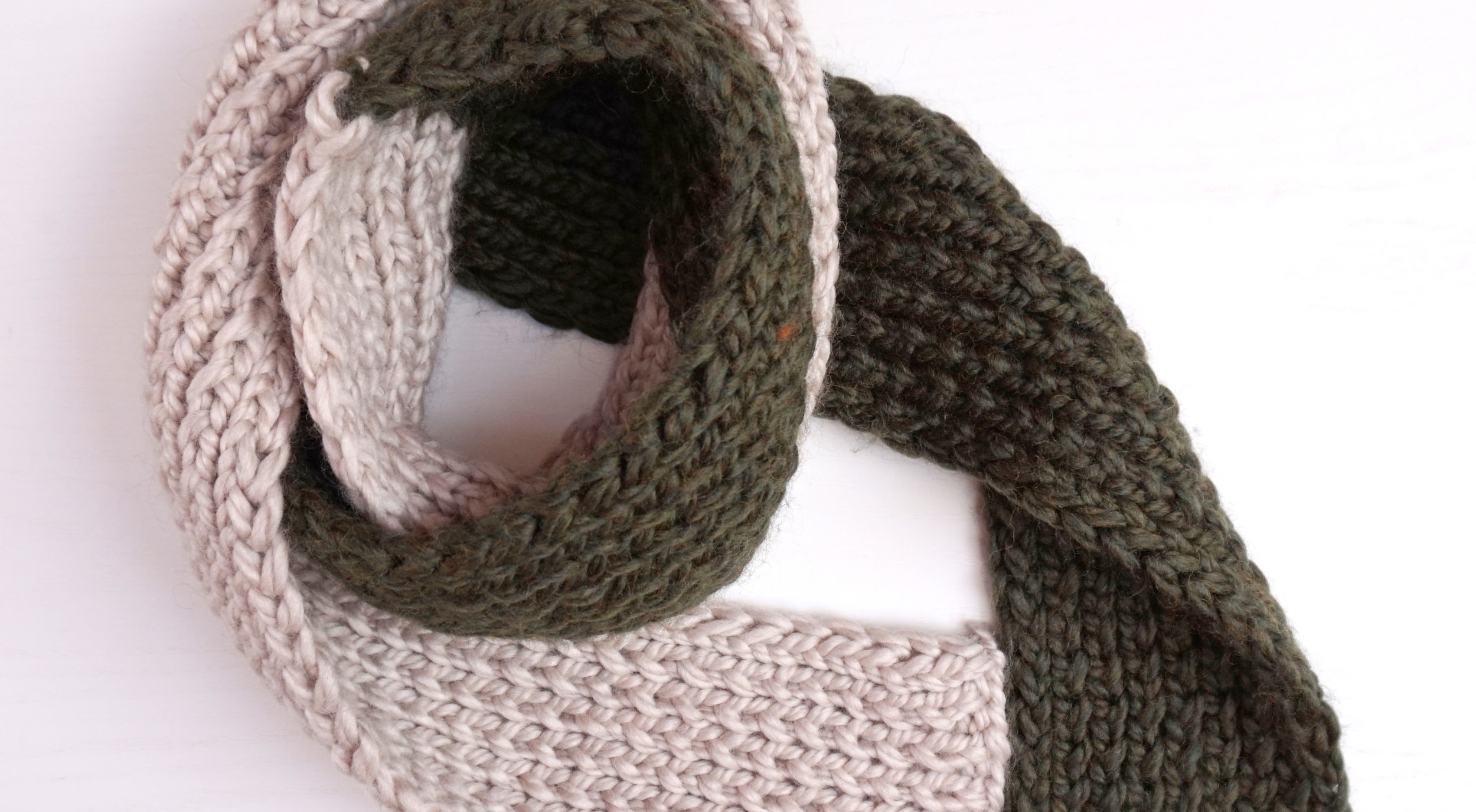21 Cozy Scarf Knitting Patterns That Will Get You Ready For Fall ...