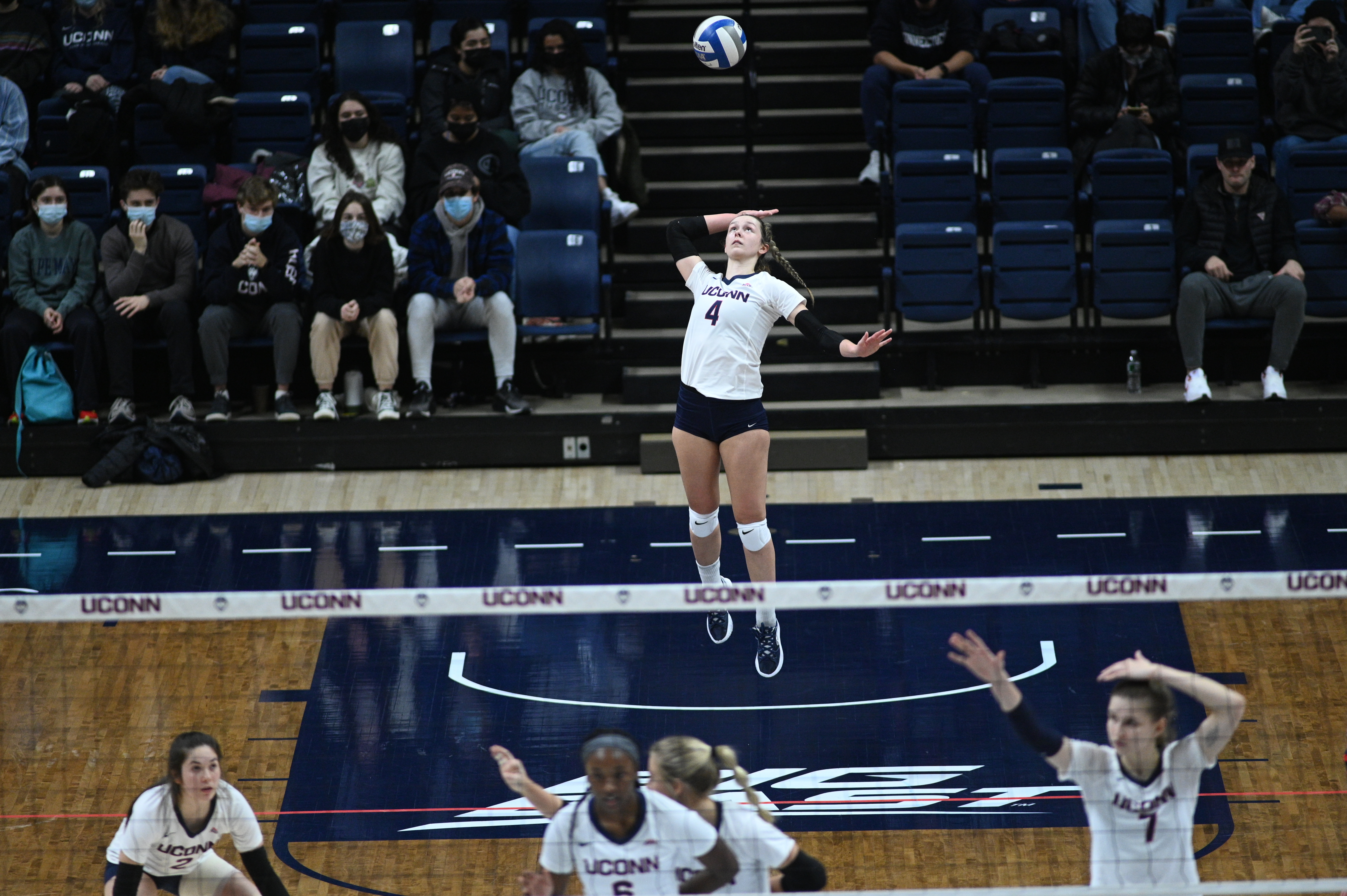 UConn volleyball beats North Florida 3-1 | The Daily Campus