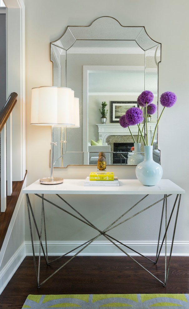 Staging an Entryway - Daniela Pluviati Staging & Design
