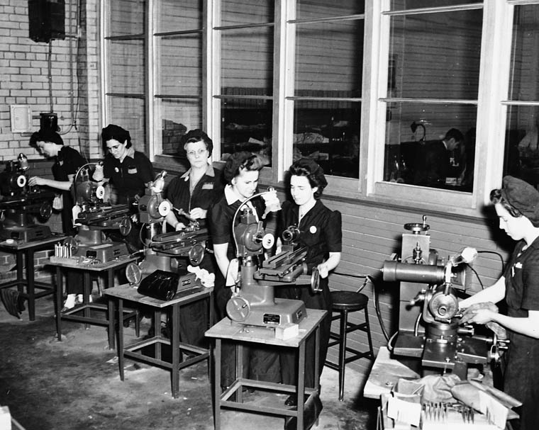 Women working in factories during ww2 in Canada Archives - The Vintage Inn